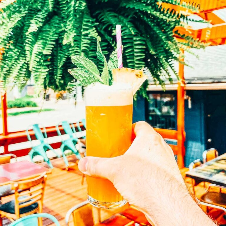 The 16 Best Bars in Louisville, Kentucky (& What to Drink There) - Let ...