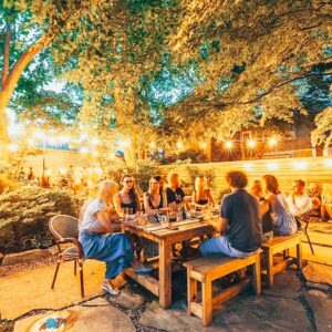 The 16 Best Bars in Louisville, Kentucky (& What to Drink There) - Let ...