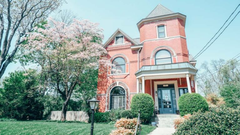 The Clifton & Crescent Hill Neighborhood Guide: Where to Eat, Drink ...