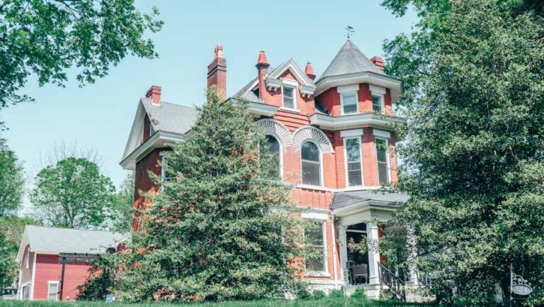 The Clifton & Crescent Hill Neighborhood Guide: Where to Eat, Drink ...